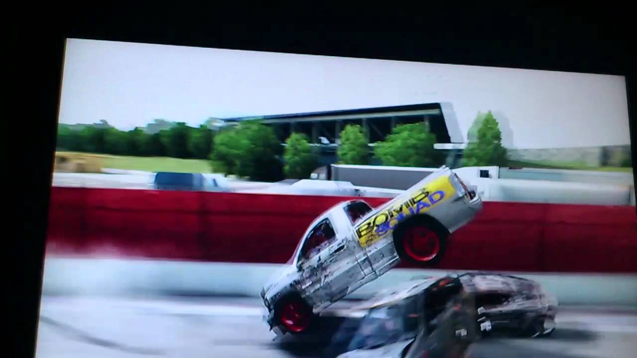 Forza 4 crash - YouTube