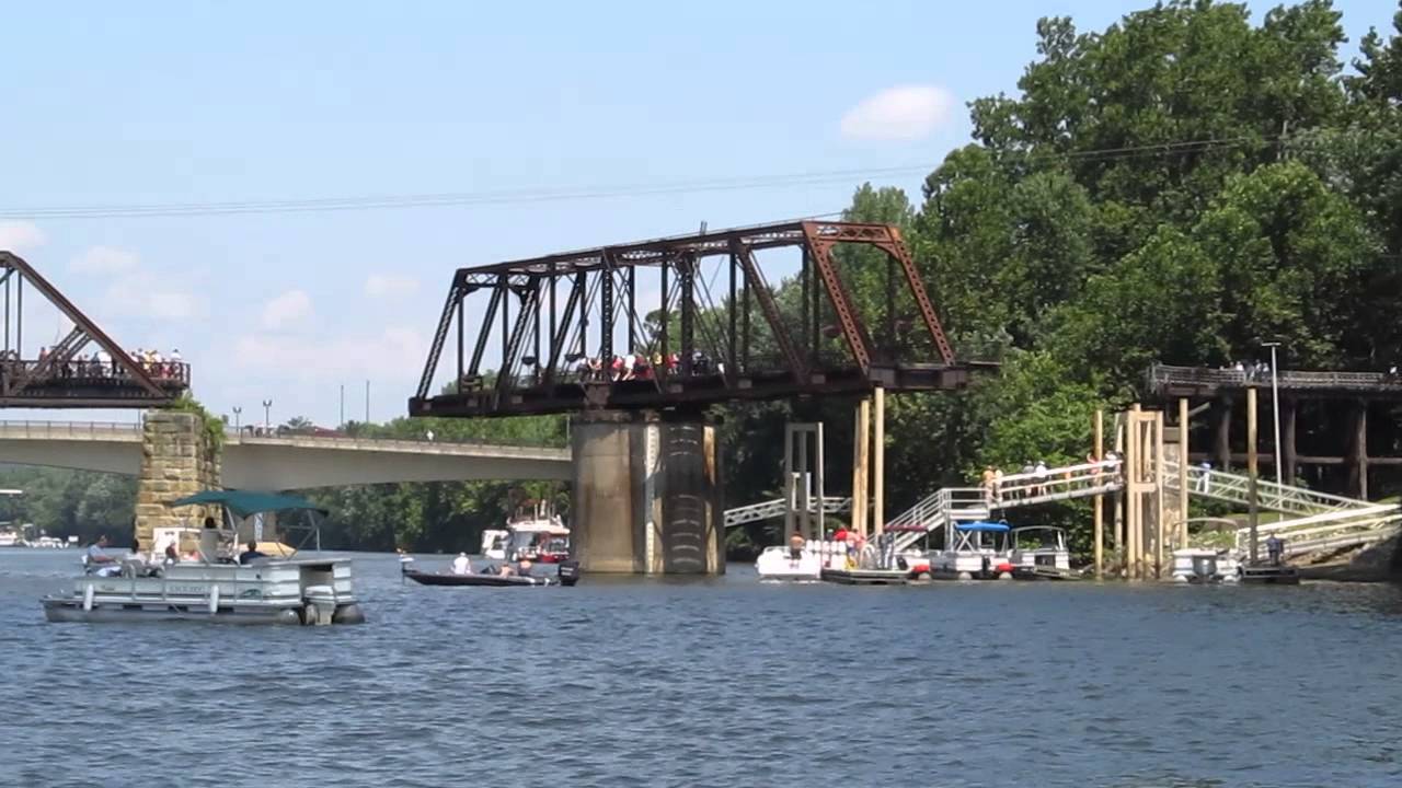 harmar bridge turning - YouTube