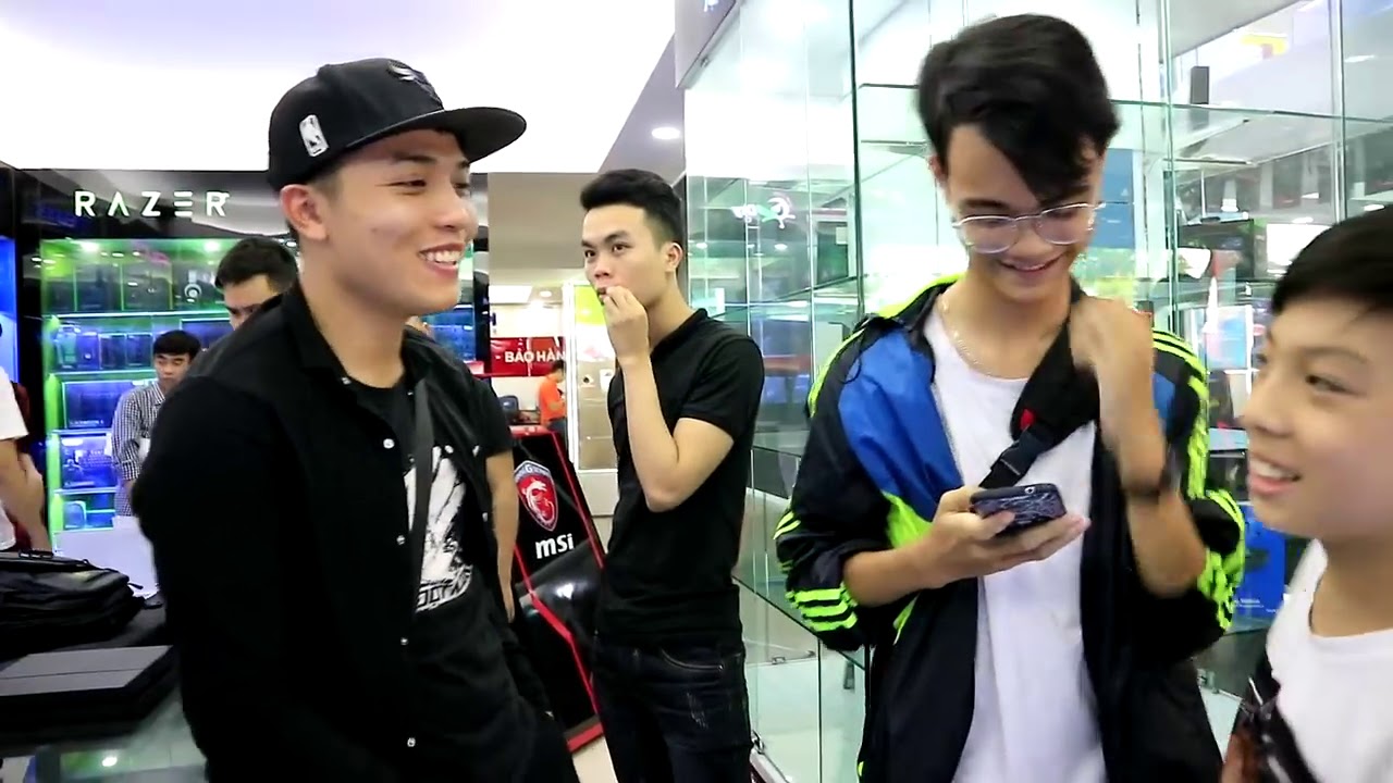 NTN Vlogs! NTN Thử Chơi Game Thực Tế Ảo 4K First time play vr game ...