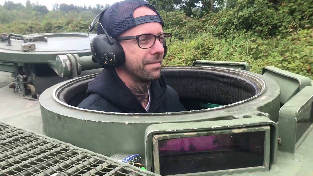 M113A3 TLAV driver training - YouTube