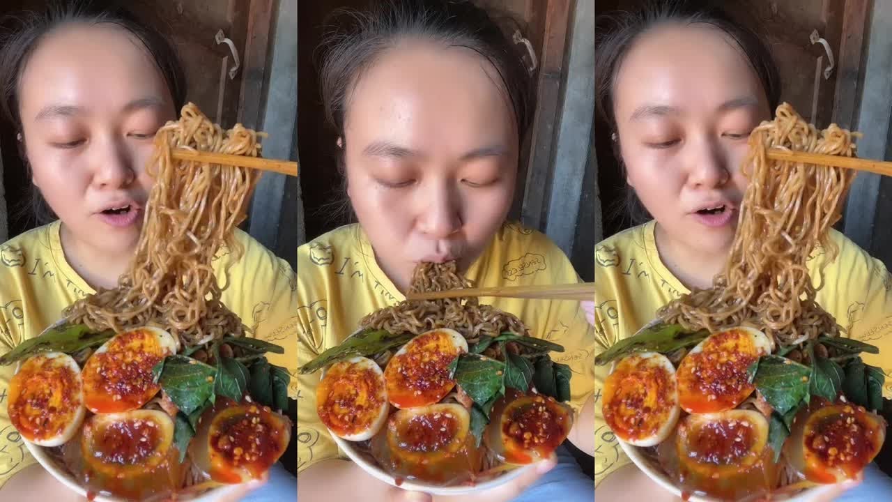 ASMR MUKBANG Rural LUNCH, Rice with Spicy Pork and Chicken, Raw Chilli ...