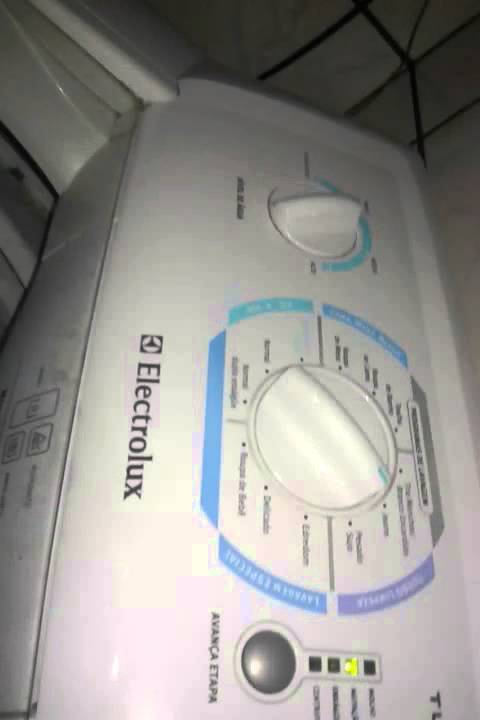 Lavadora Electrolux LTE12 Lavando Calças Jeans. - YouTube