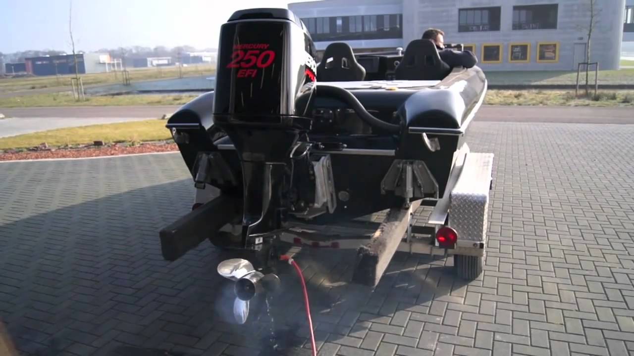 Phantom 23 XL Mercury XB pro 250 efi - YouTube