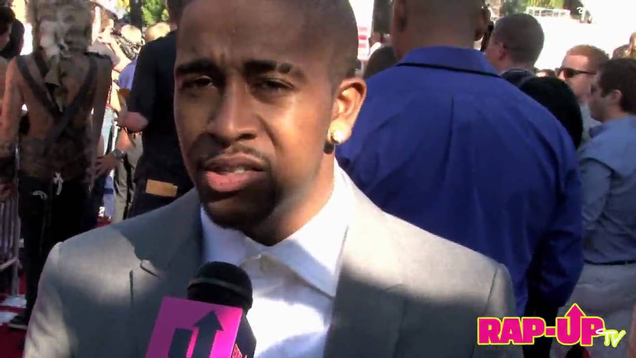 Omarion Talks Shakira, Chris Brown, and Drake - YouTube