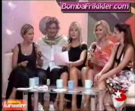 tan sağtürk - çıtırları toplamış oturuyor bomba frikikler