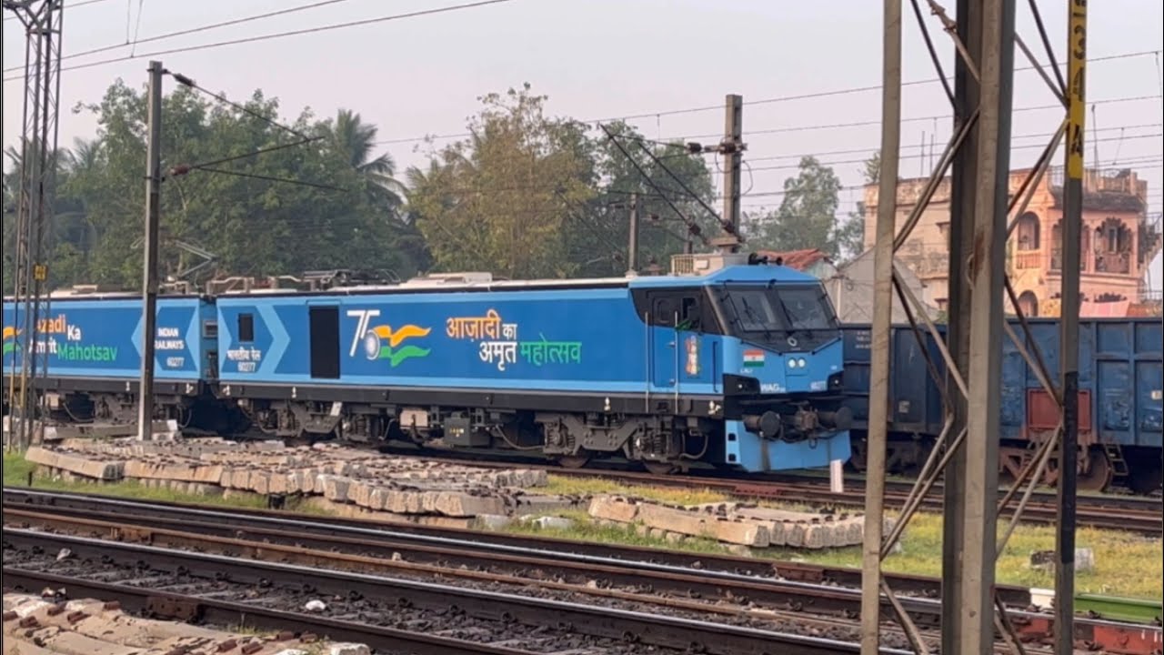 Most Power locomotive wag12 - YouTube