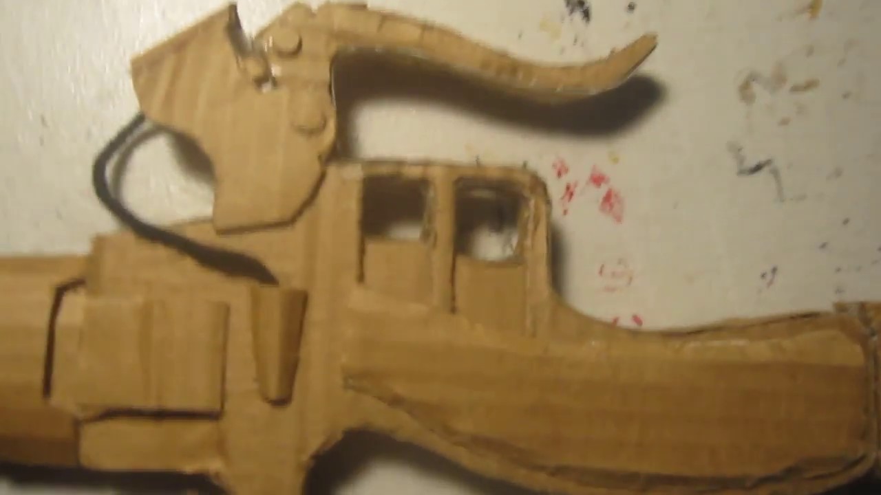 CARDBOARD titian swords ( ATTACK ON TITAN) - YouTube
