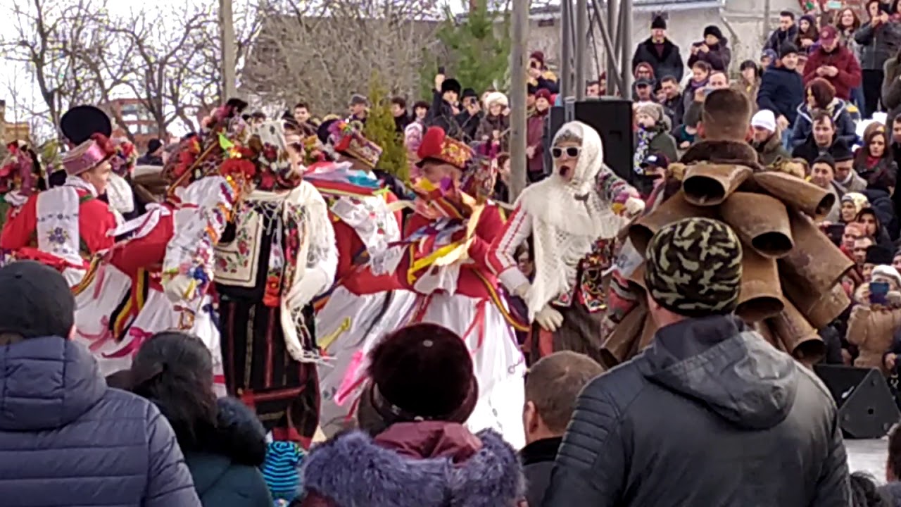 Amfiteatru la Pomârla..!2019-2020 Alooo Primaria Dorohoi....faceți și ...