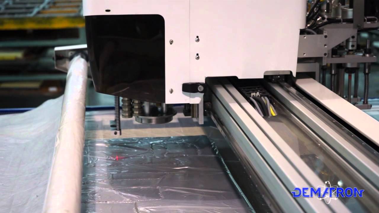 Automated Fabric Cutter High-Ply DEMATRON 7CM J-Head - YouTube