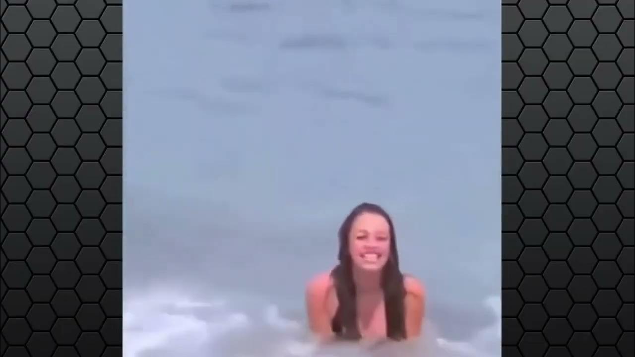 BEST GİRL FAİLS | BEST of the Year: Funny Compilation Sexy & naughty GİRLS FAİL | hot moments ...