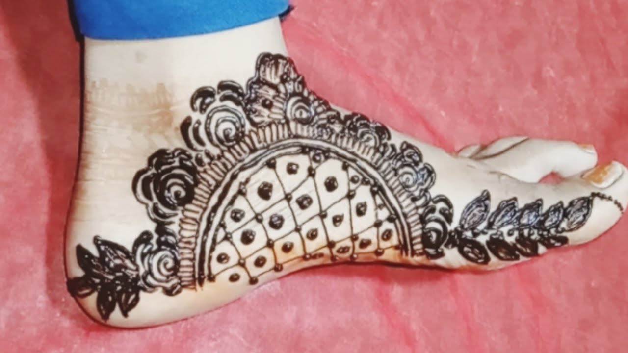 Letest feet border mehndi desing, simple and easy feet border mehndi ...