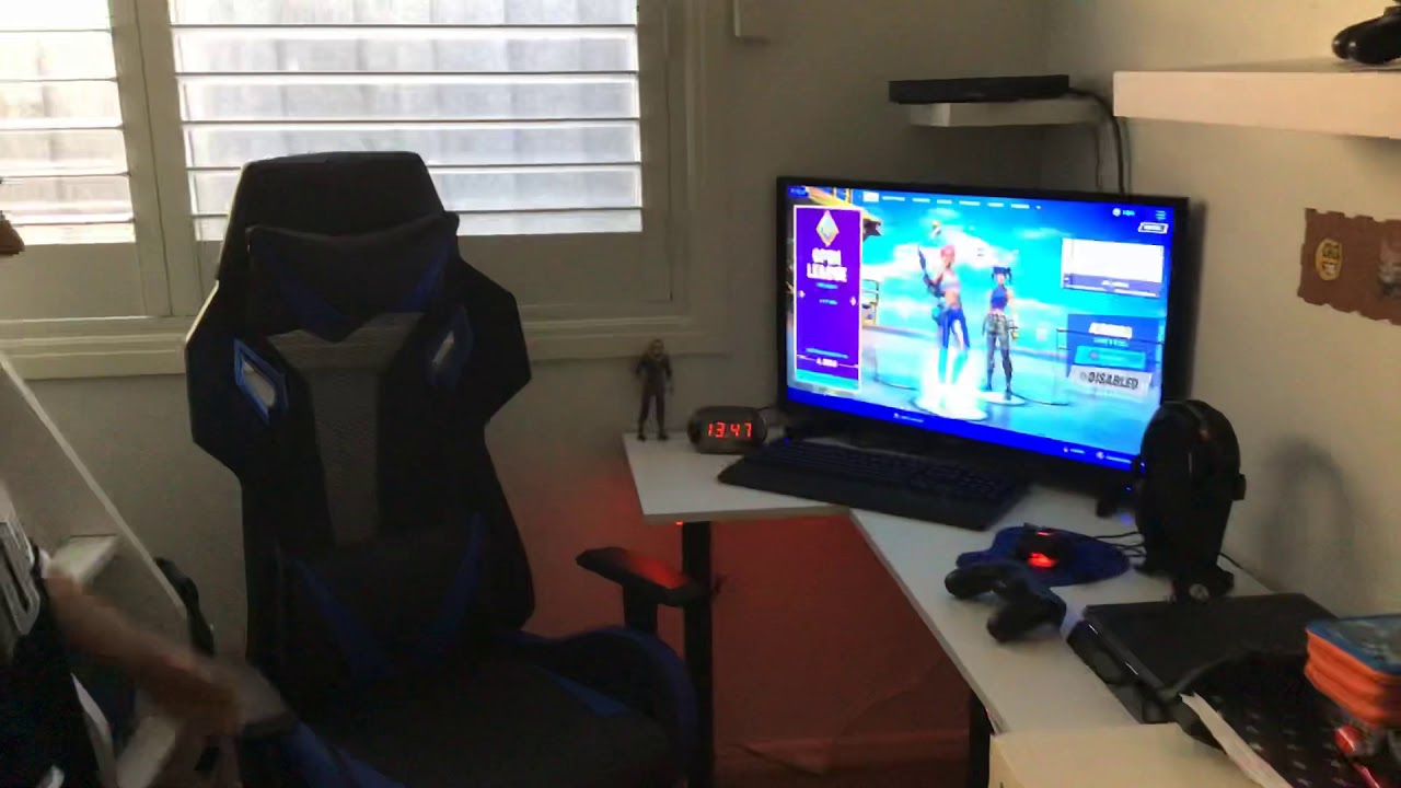 Gaming tour (cringe warning) - YouTube