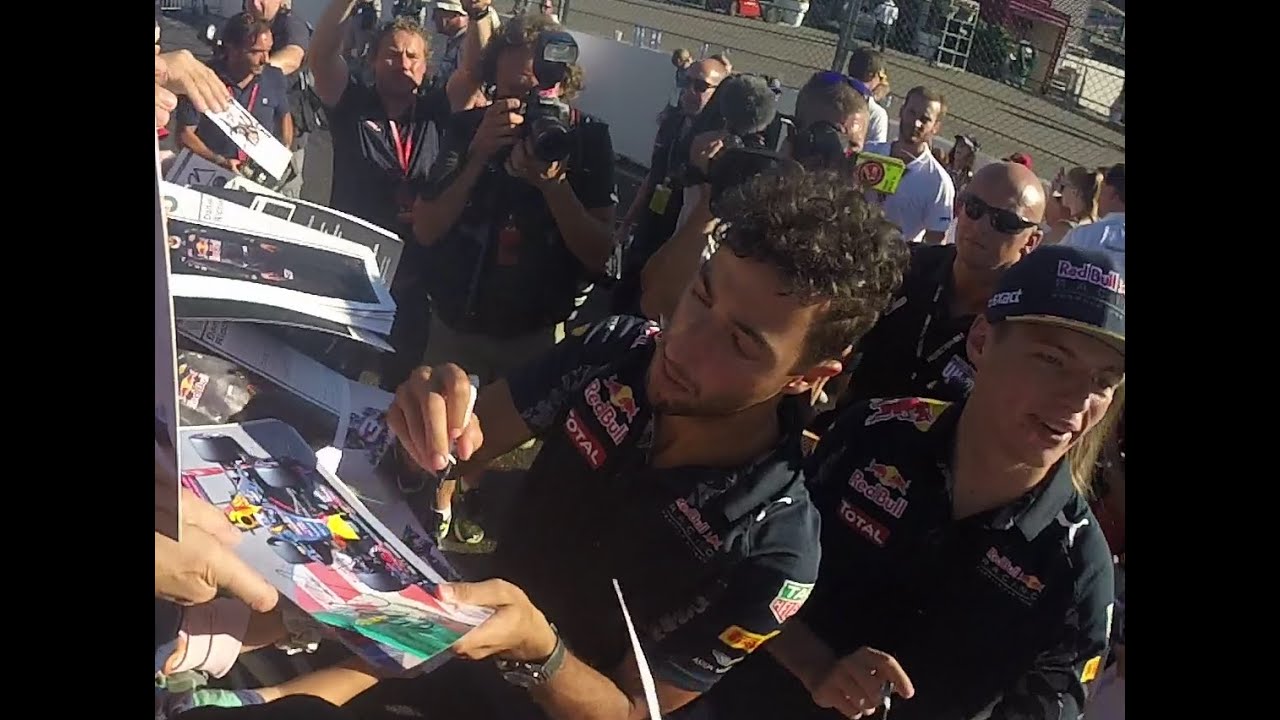 F1 Autograph Session Belgian GP 2016 - YouTube