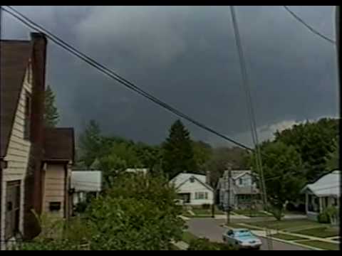 Tornado Warning, Hook Echo, 2000-07-14 - YouTube