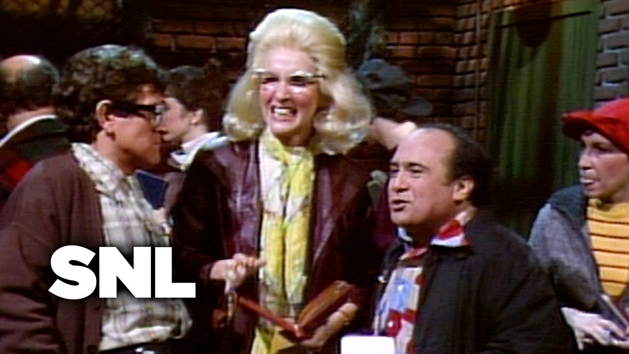 Autographs - Saturday Night Live - YouTube