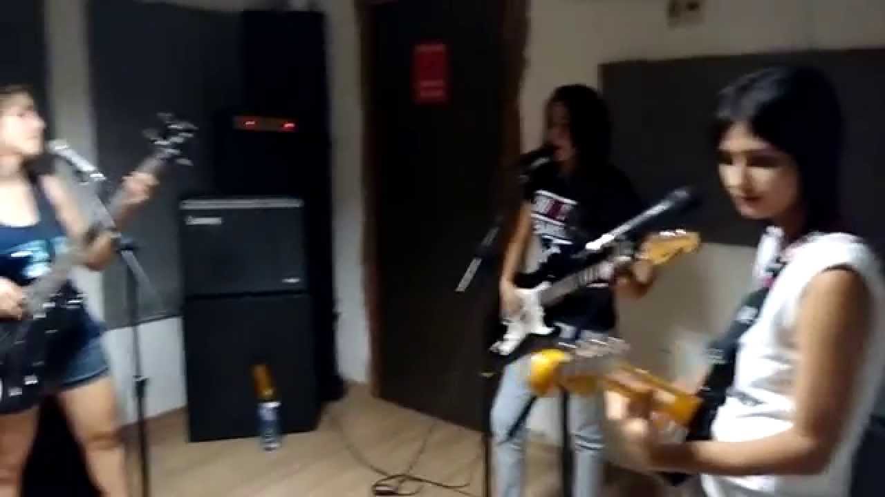 KICKIN' ROCKS - Take it off (The Donnas cover) - YouTube