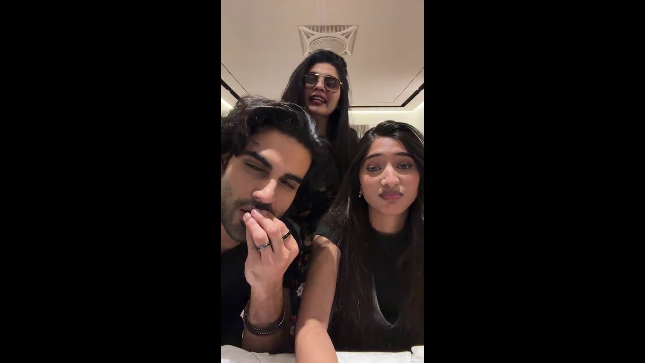 Humna Naeem First Live after Tamasha| Laughter Queen - YouTube