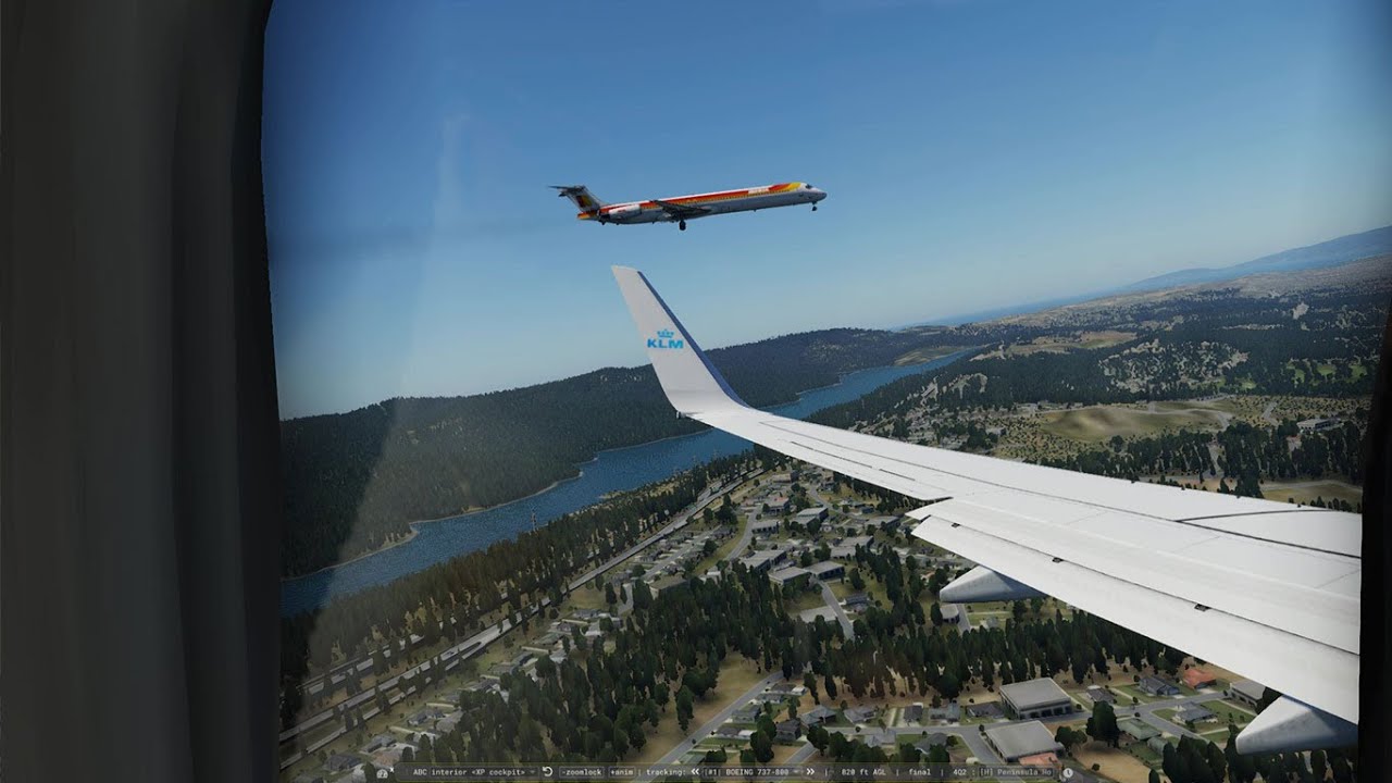 Two Planes Flying Extremely Close Together - YouTube