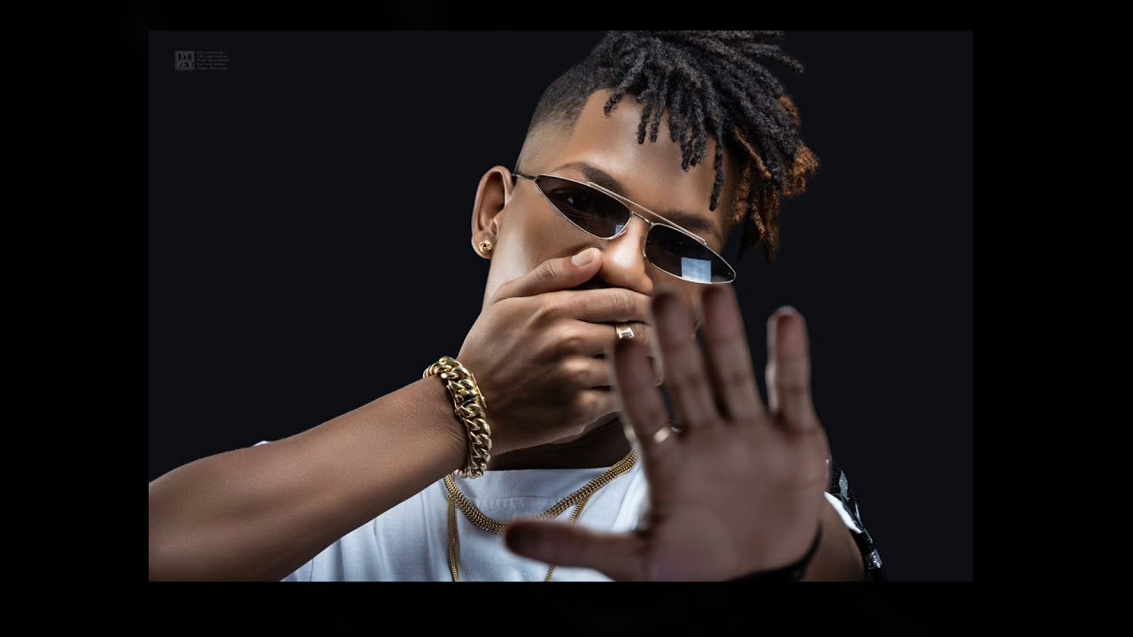 El Kamel - Hay Que Mantenerlo (Lyric Video) - YouTube