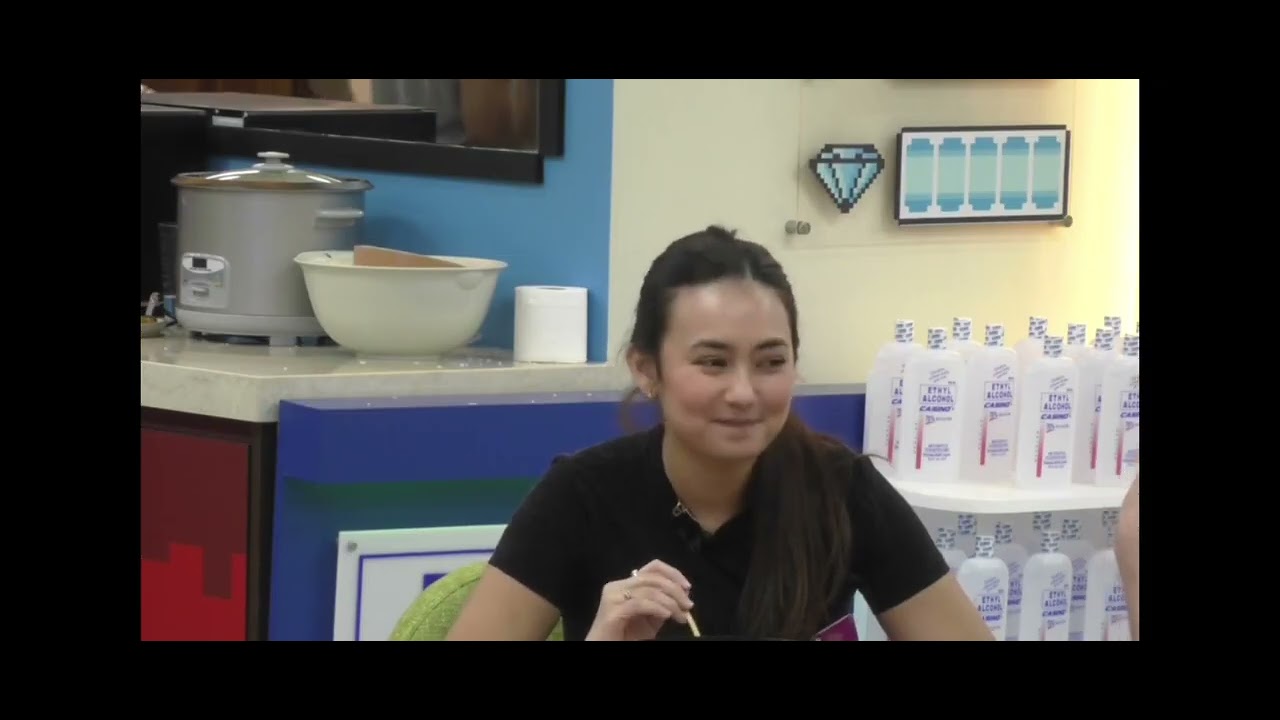 PBB GEN11 Kitchen Live Stream - YouTube