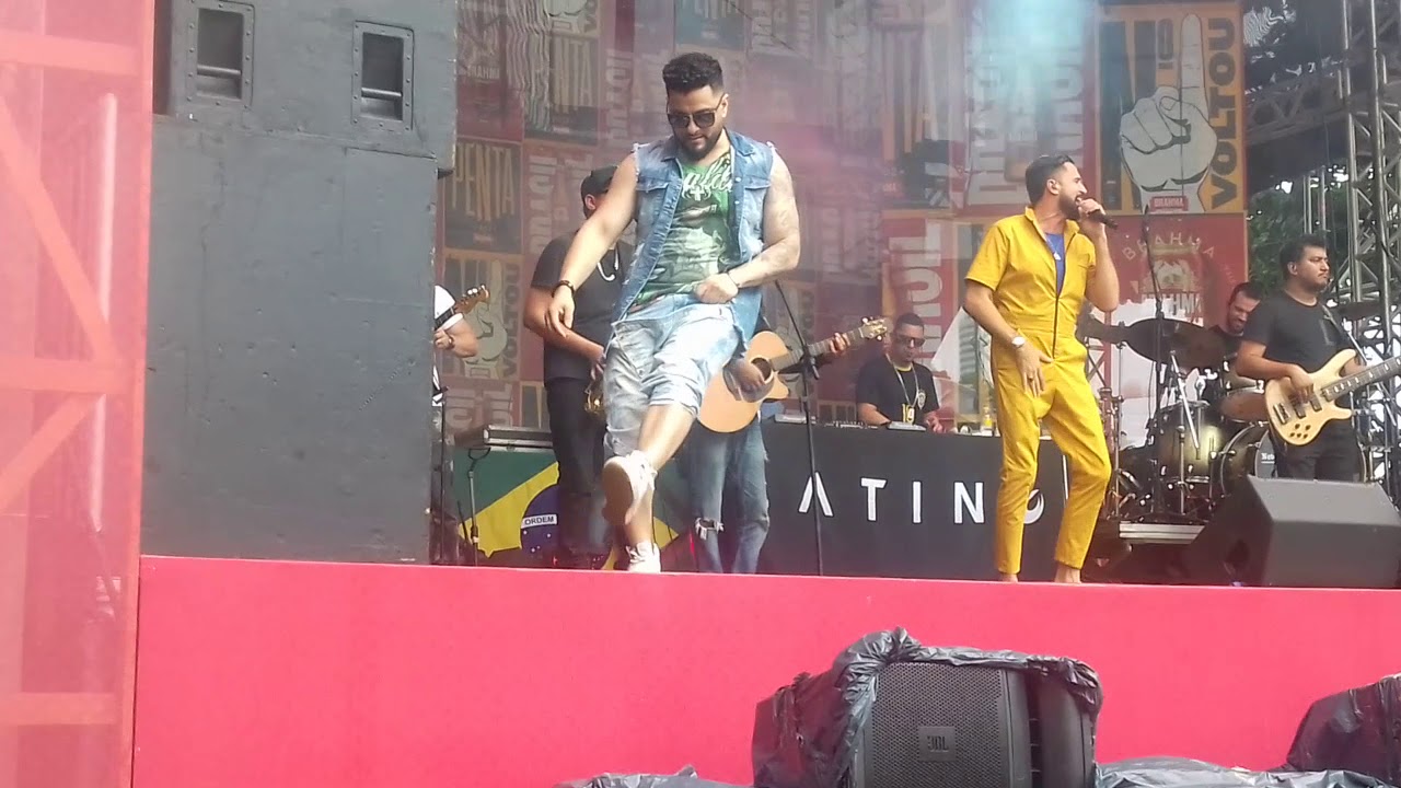 SHOW DE LATINO NA ARENA FAN FEST RECIFE - YouTube