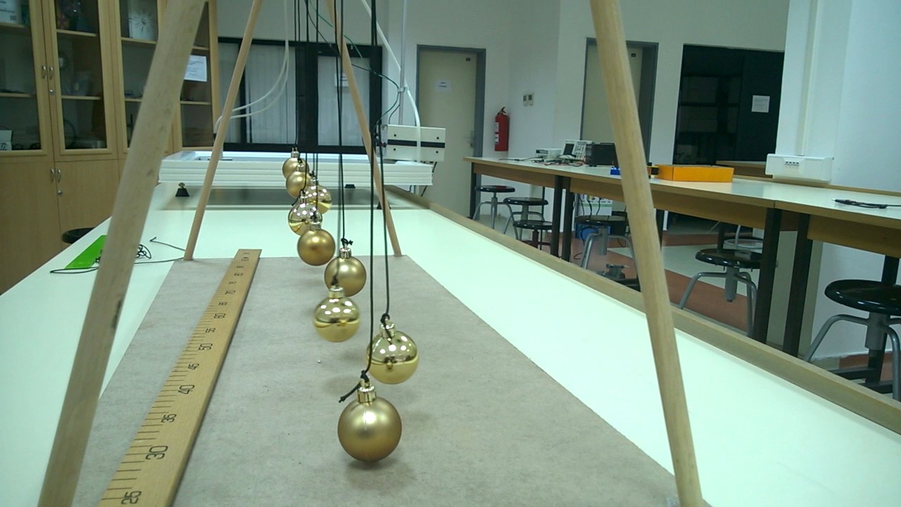 Pendulum Wave Machine - YouTube