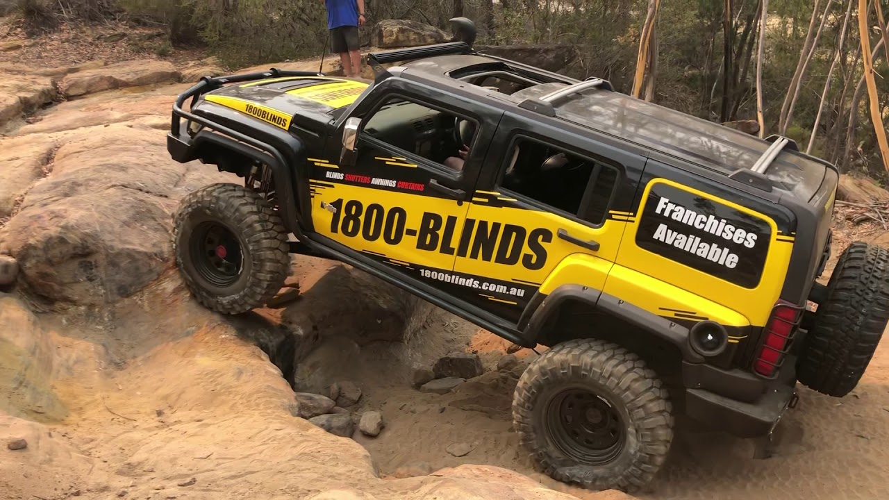 SASED H3 Hummer rock crawling - YouTube