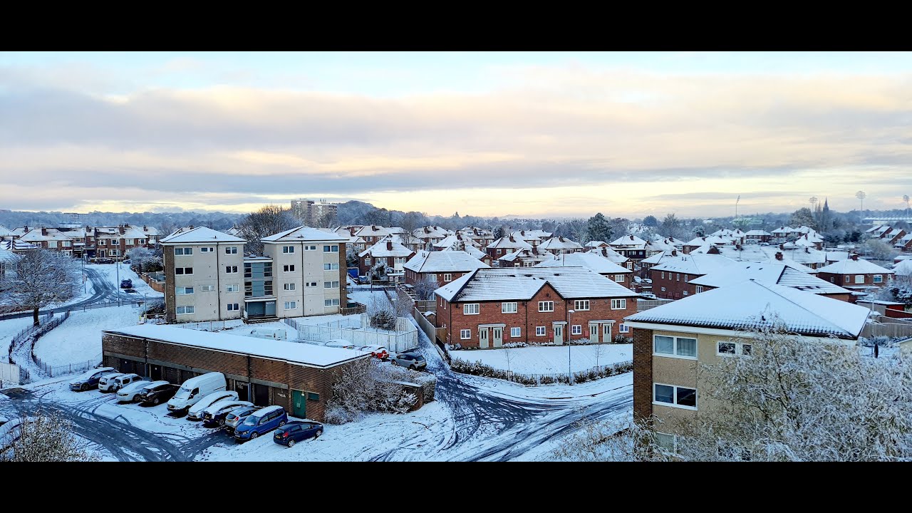 Snowfall in United Kingdom || Leeds Snowfall || November 2021 Snowfall ...