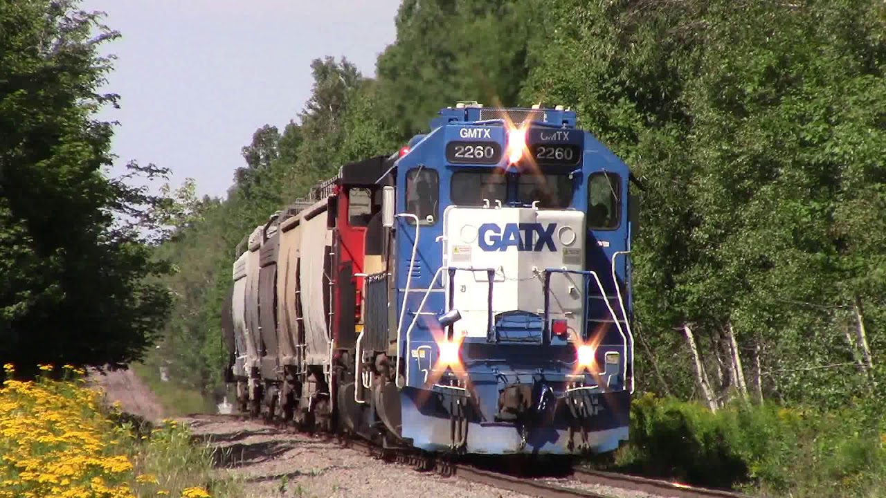GMTX Geep Leads CN Local Train 537 at Marsh Junction - Moncton, NB ...