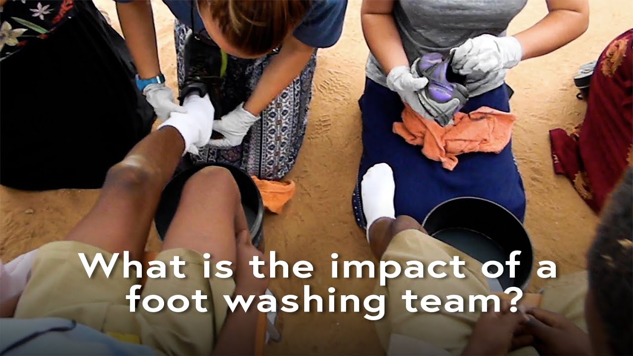 Foot Washing Story - YouTube