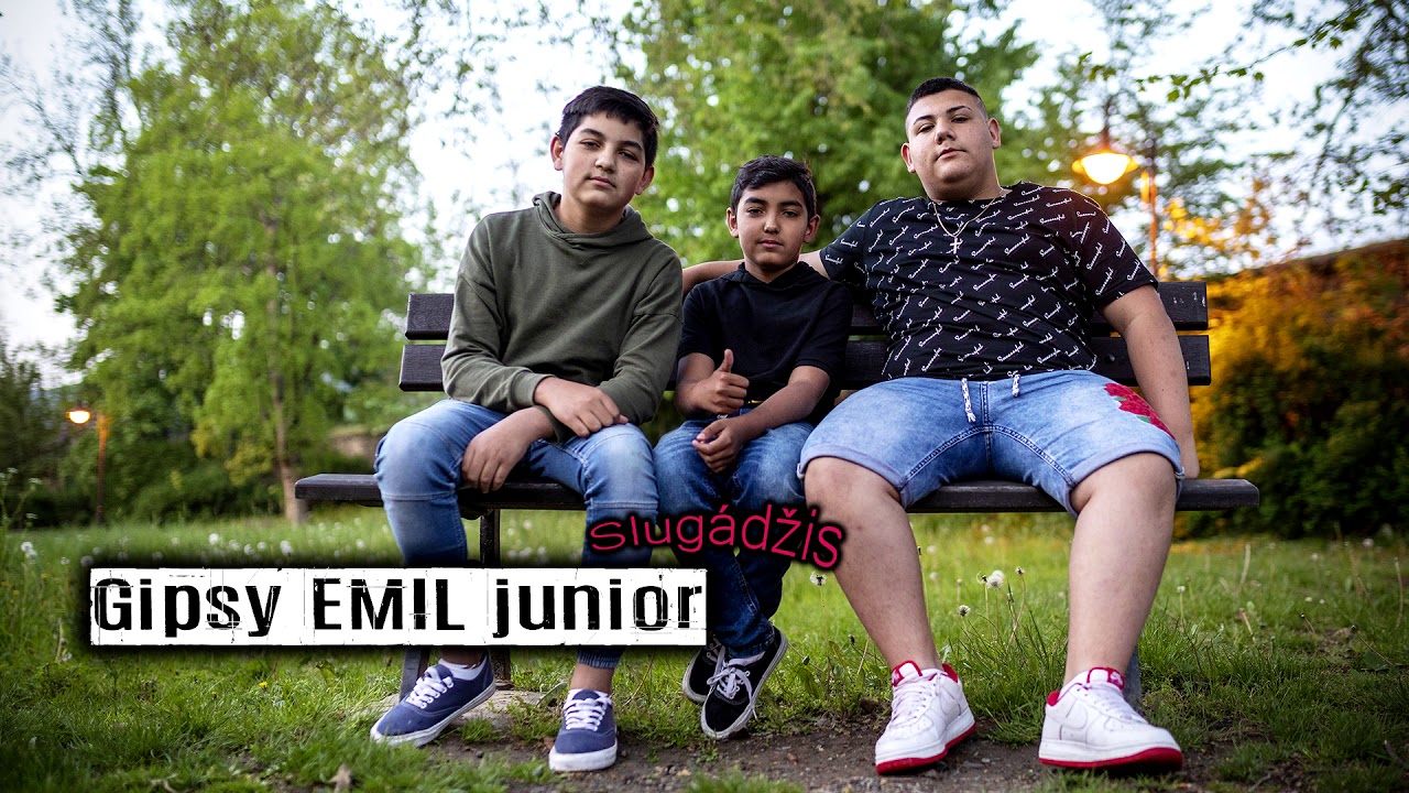 Gipsy Emil junior - slugadžis ( COVER ) - YouTube
