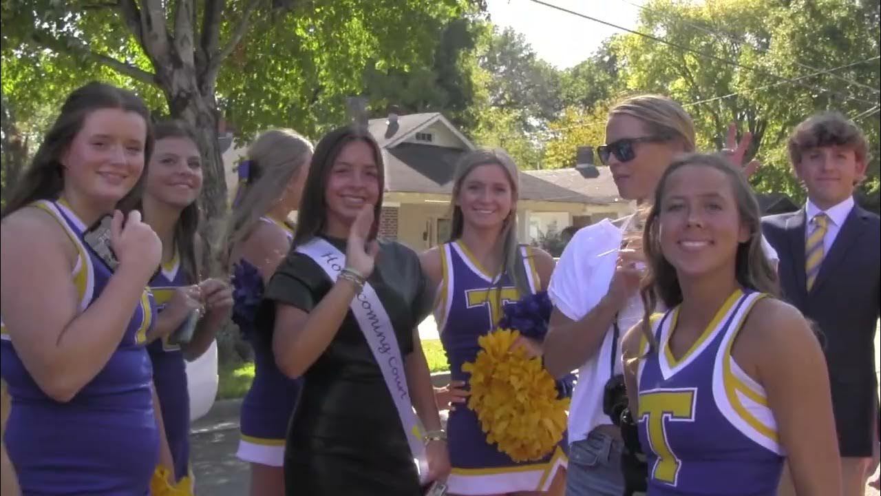 Homecoming Parade 2022 - YouTube