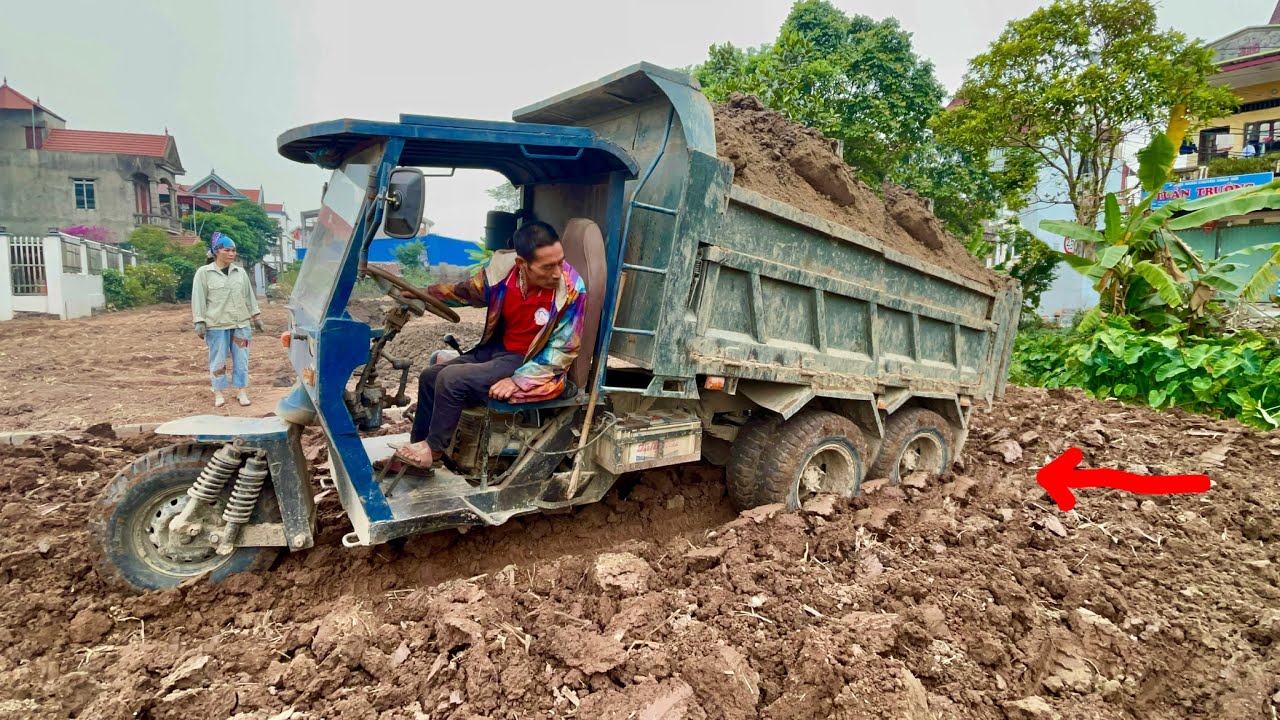Dàn công nông mạnh nhất độ khủng chở đất san ruộng lên ben | Máy xúc ...