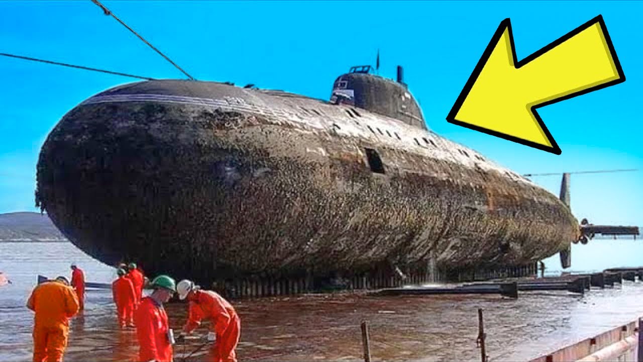 Submarine Found In Dried Up River, Police Turn Pale When Seeing What's ...