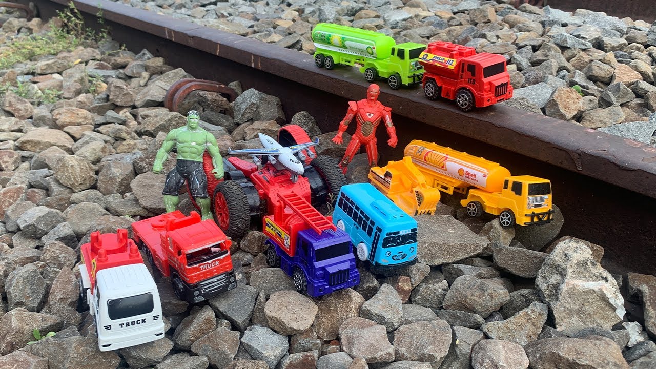 Mencari Mainan Mobil Mobilan,Mobil Balap,Mobil Beko,Hulk,Mobil ...