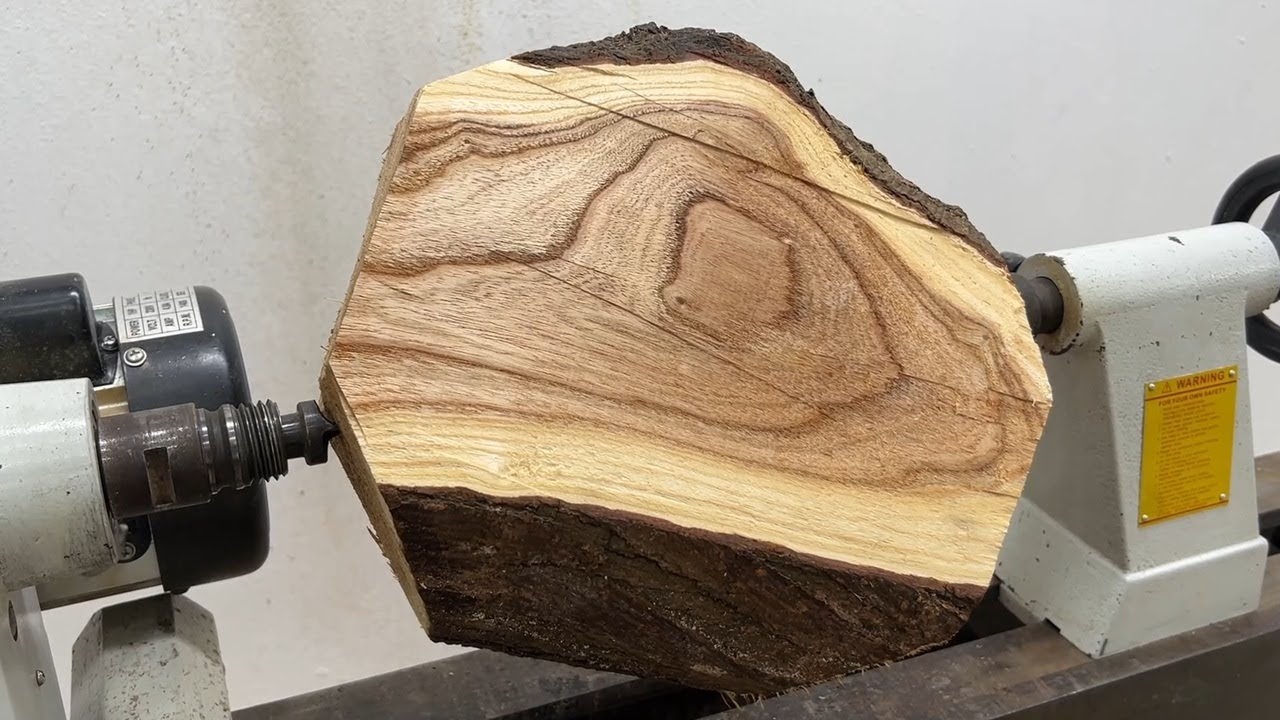 Amazing Woodturning Traditional - Wonderful Way To Turn A Piece Wood ...