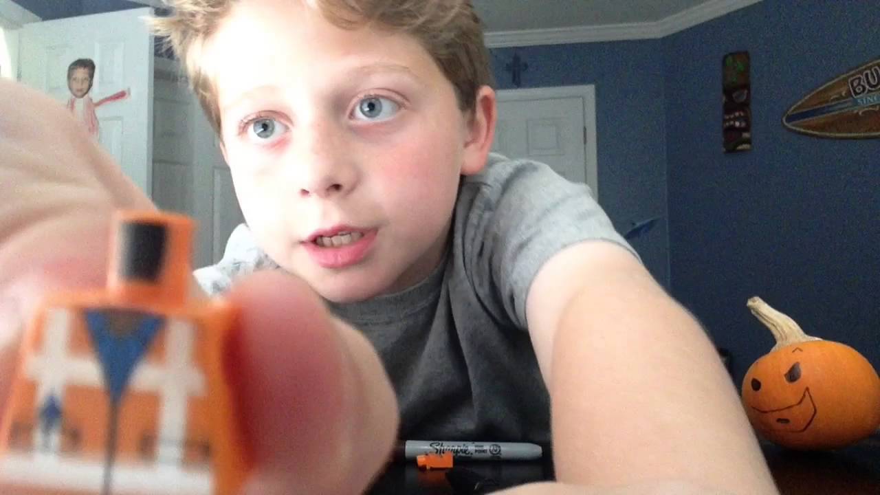 How to make a custom Lego were wolf minifig - YouTube