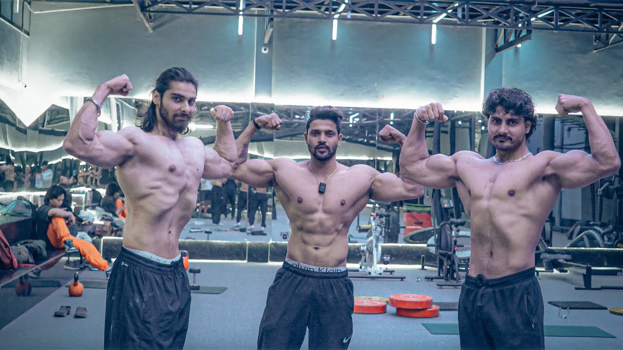 INDIAN AESTHETICS… NEXT GEN NATURAL POWERLIFTER OR BODYBUILDER? - YouTube