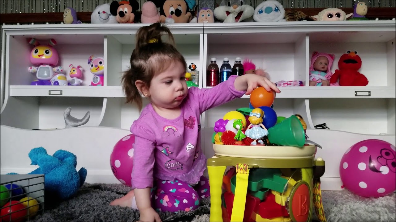 I Like To Build & Stack Things! - YouTube