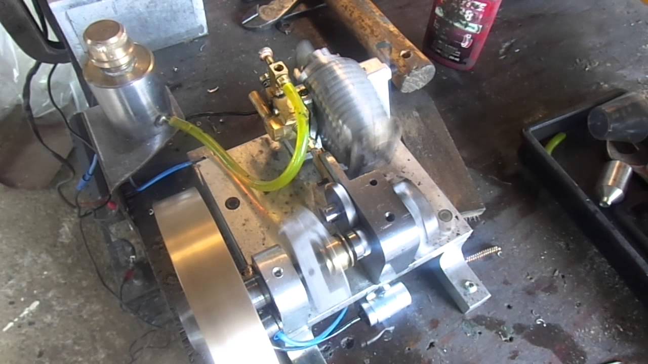 oscillating engine at correct speed 001 - YouTube