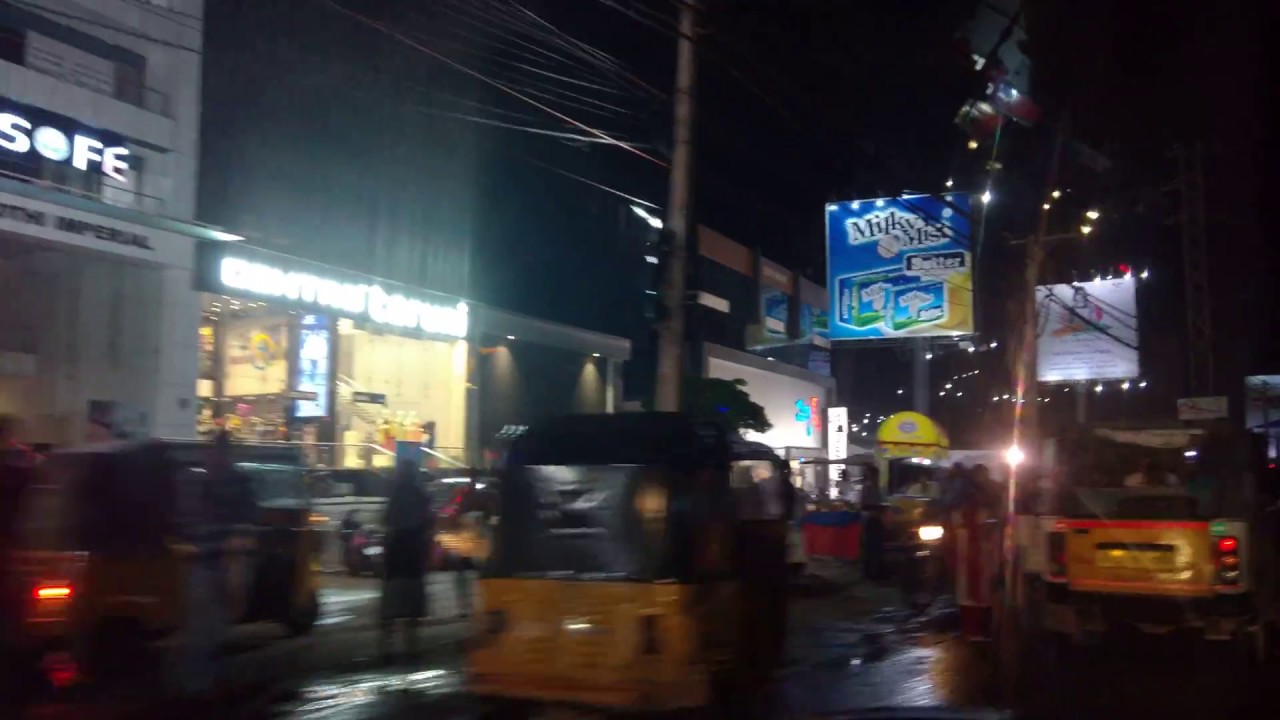 Driving in Hyderabad (India) at night - YouTube