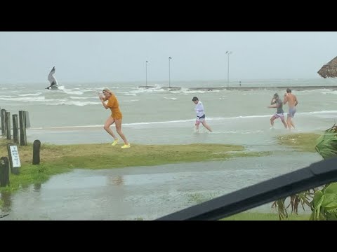 Hurricane Joy Ride Rockport Texas - YouTube