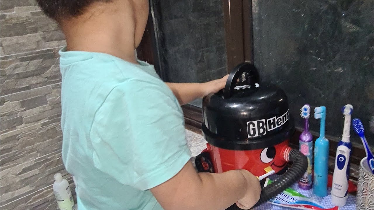 Gb Henry bath time # henry #vacuumcleaner #vacuum #hoover #hetty # ...