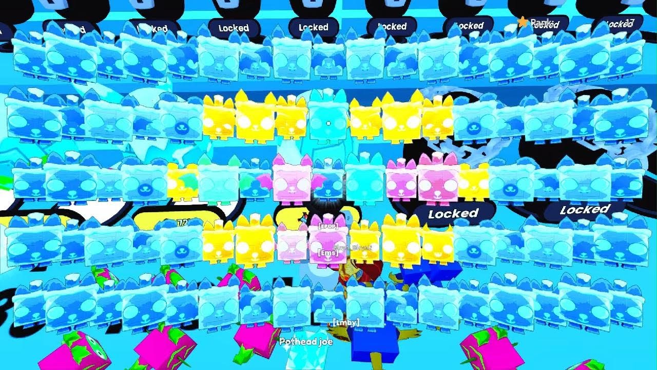 hatching the huge robber pug again - YouTube