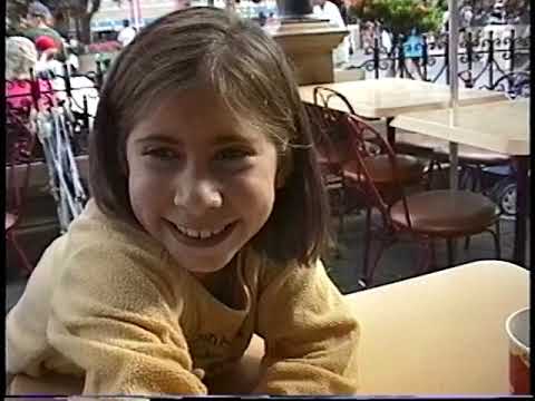 1998 Disney - YouTube
