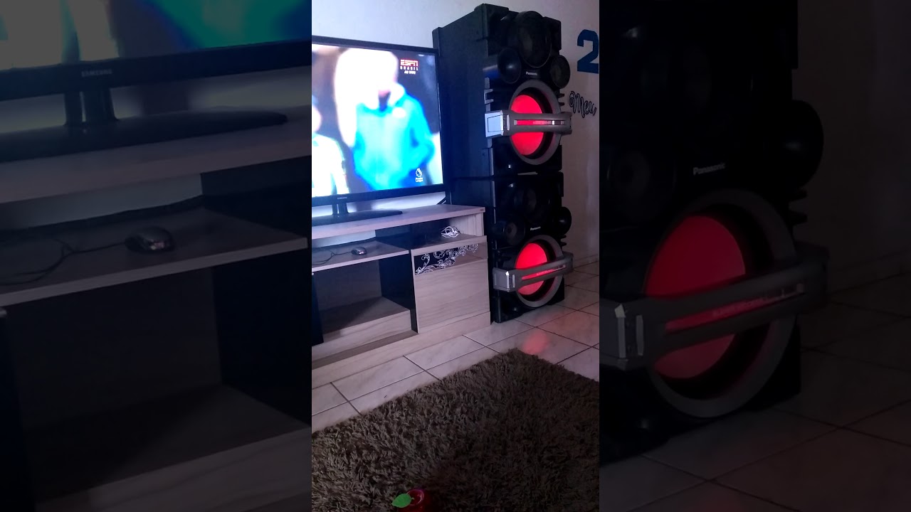 Panasonic Max 700 - YouTube