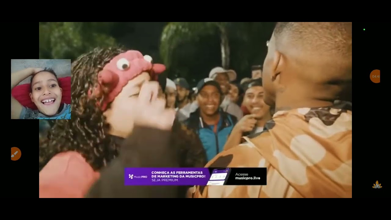 reagindo batalha de rima Samuel versus Johnny - YouTube