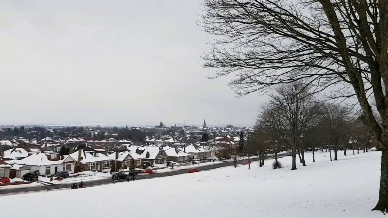 Falkirk snow day 2018 - YouTube