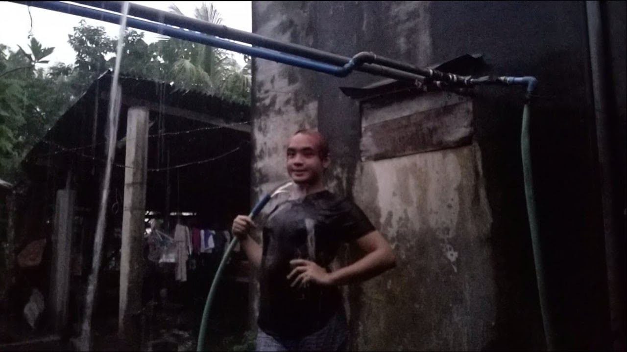 NOONG UMUULAN NG KABADINGAN HETO PO AKO - YouTube