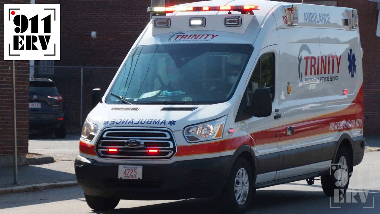 Trinity EMS Paramedic 18 Responding - YouTube